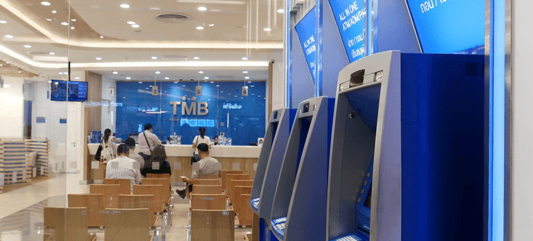 5 Interesting Ways to Humanize the Banking Customer Experience